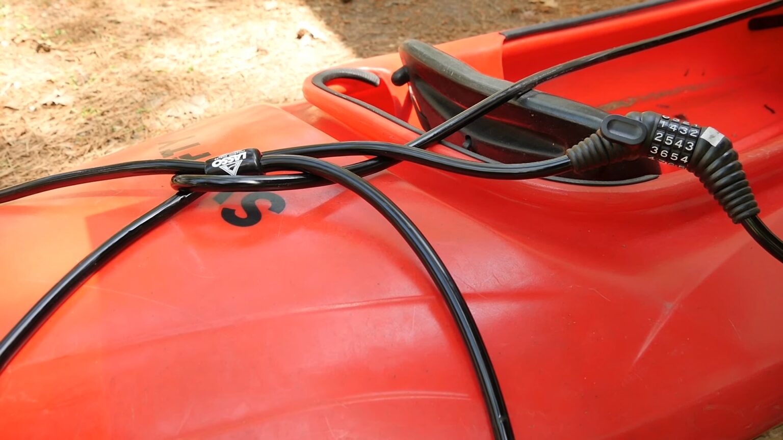 How To Lock Up A Kayak - Paddle with Peace of Mind - Glacier Kayaks